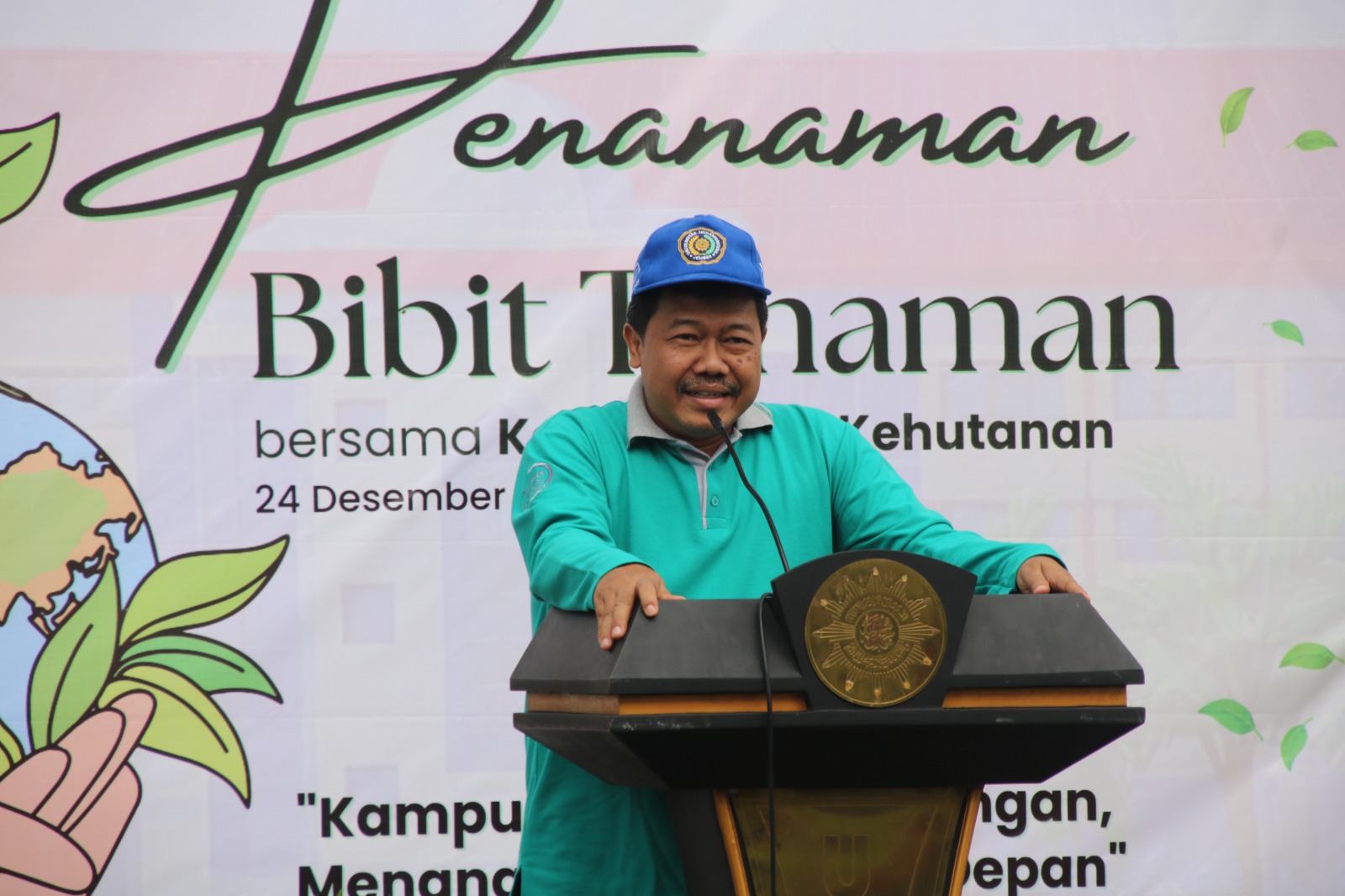 Unmuh Jember dan Dinas Kehutanan Tanam 800 Bibit Pohon di Area Rusunawa ...