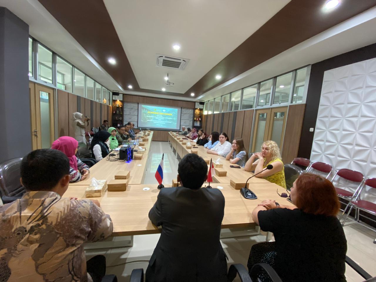 UMPWR Perkuat Kerja Sama Internasional lewat Kunjungan Akademik NSPU ...